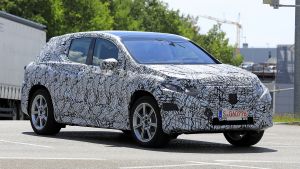 New 2022 Mercedes EQE electric SUV spied for the first time ~ station of gear